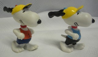 Stuff U Crave - Character Collectibles - Snoopy and The Peanuts Gang